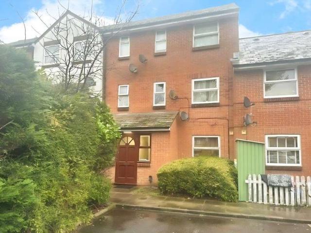 1 Bedroom Flat