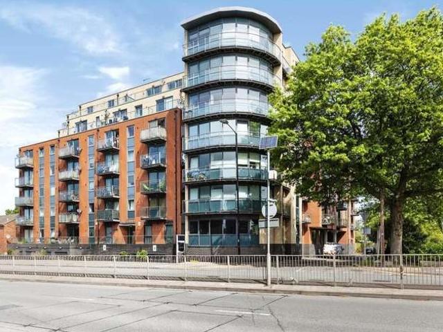 1 Bedroom Flat