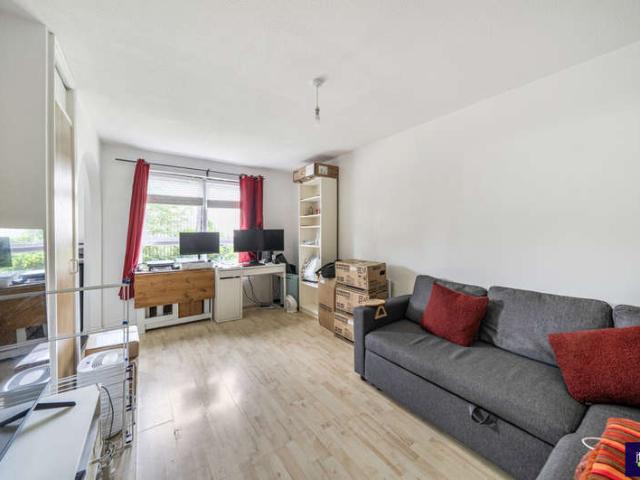 1 Bedroom Flat