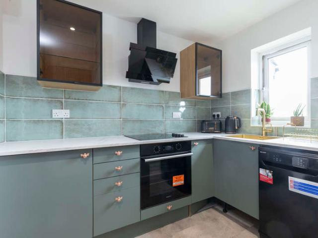 1 Bedroom Flat
