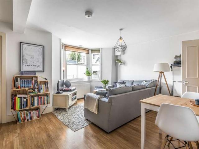 1 Bedroom Flat