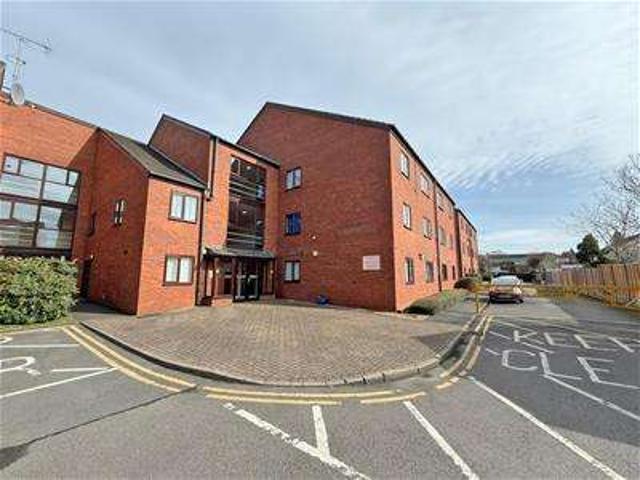 1 Bedroom Flat