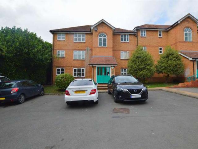 1 Bedroom Flat