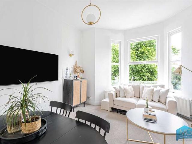 1 Bedroom Flat