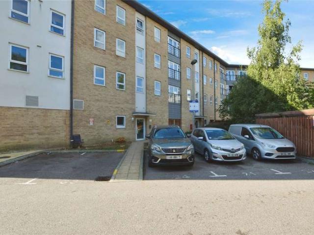 1 Bedroom Flat