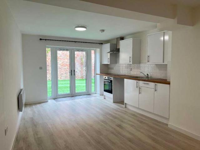1 Bedroom Flat