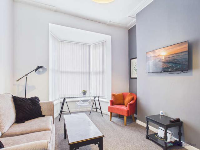 1 Bedroom Flat