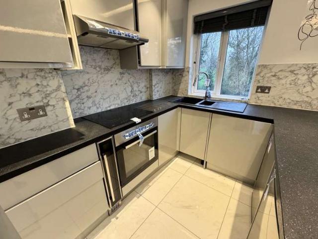 1 Bedroom Flat