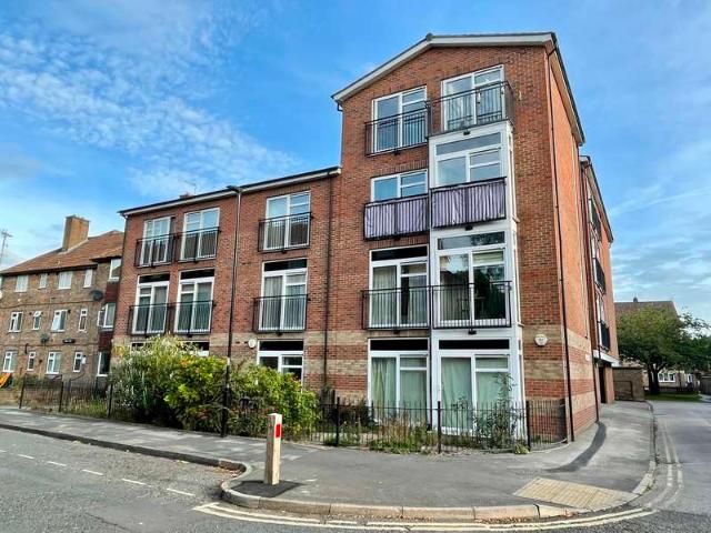 1 Bedroom Flat