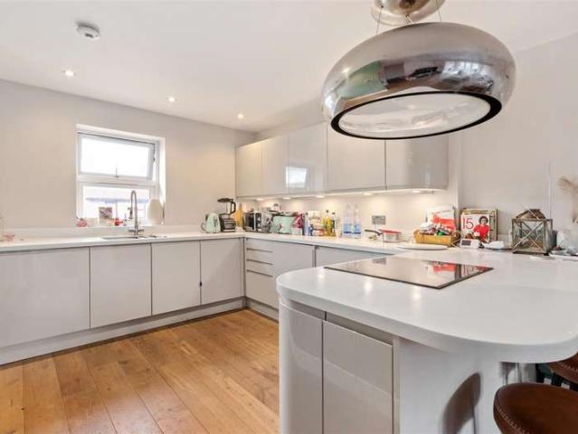1 Bedroom Flat