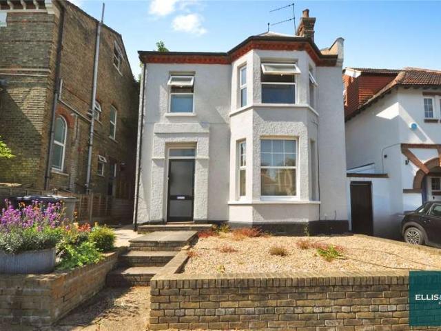 1 Bedroom Flat