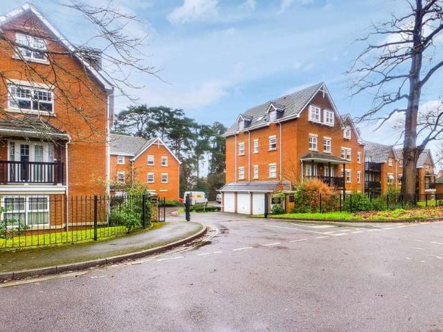 1 Bedroom Flat