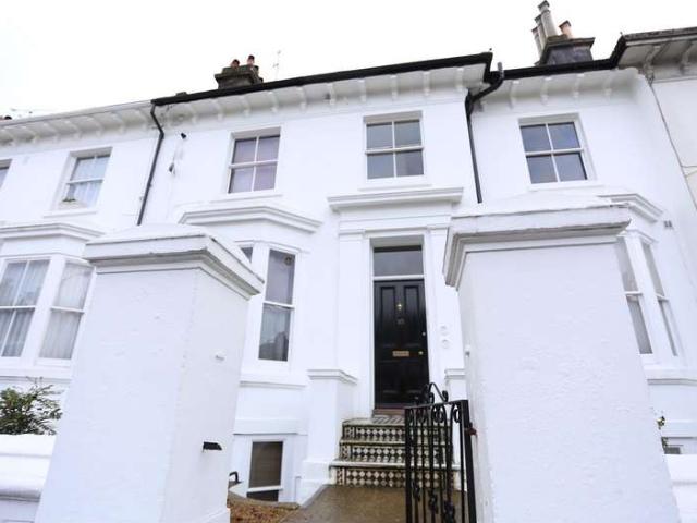 1 Bedroom Flat