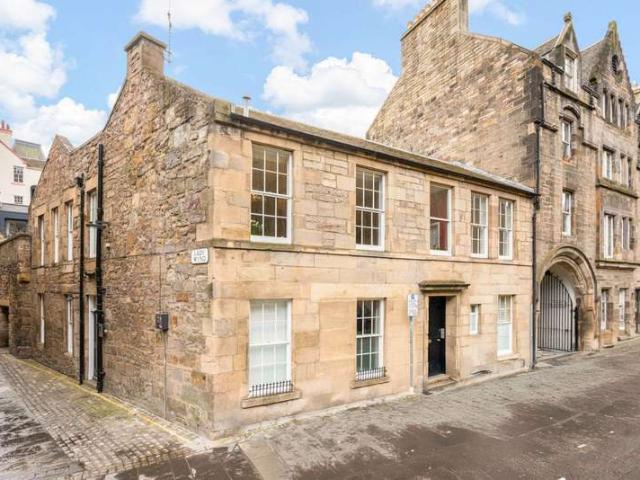 1 Bedroom Flat