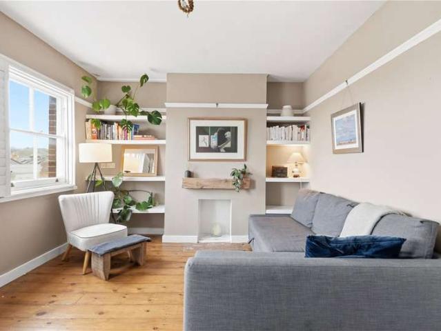 1 Bedroom Flat
