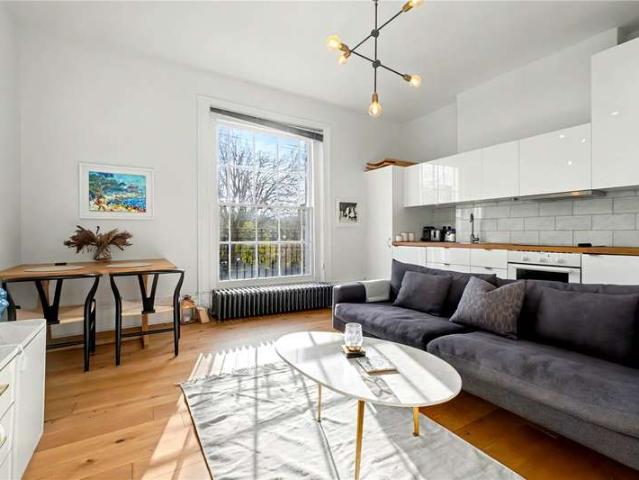 1 Bedroom Flat