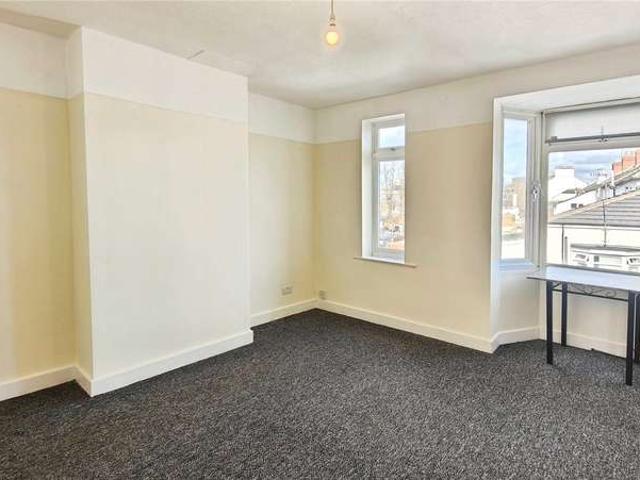 1 Bedroom Flat