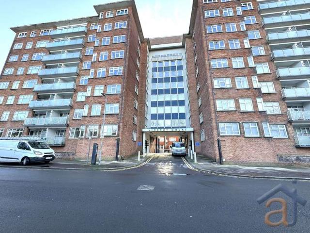 1 Bedroom Flat