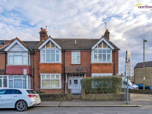 1 Bedroom Flat