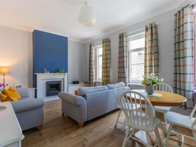 1 Bedroom Flat