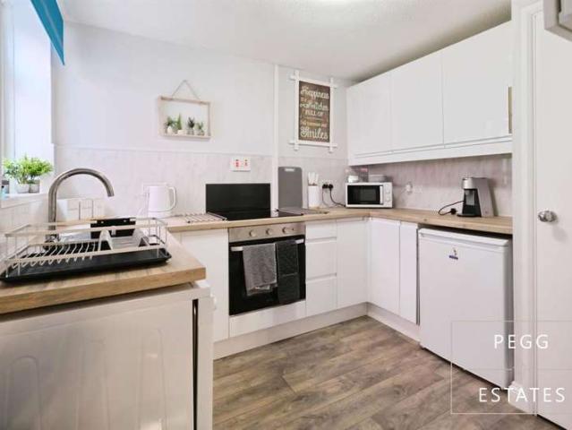 1 Bedroom Flat