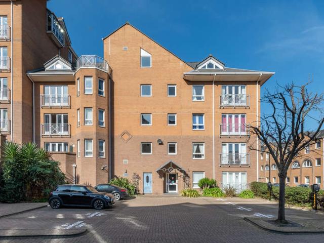1 Bedroom Flat