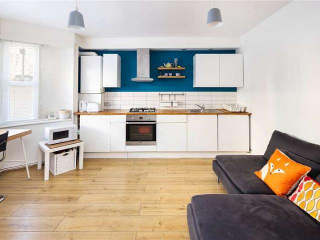 1 Bedroom Flat