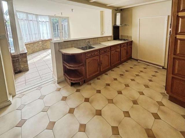 1 Bedroom Flat