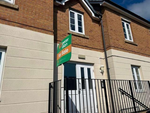 1 Bedroom Flat