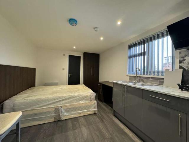 1 Bedroom Flat