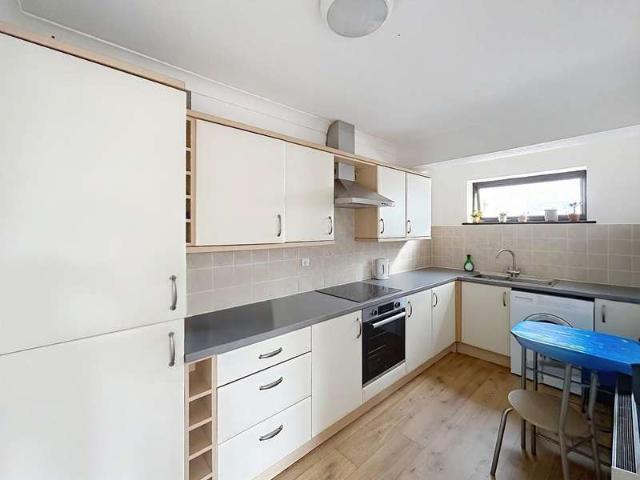 1 Bedroom Flat