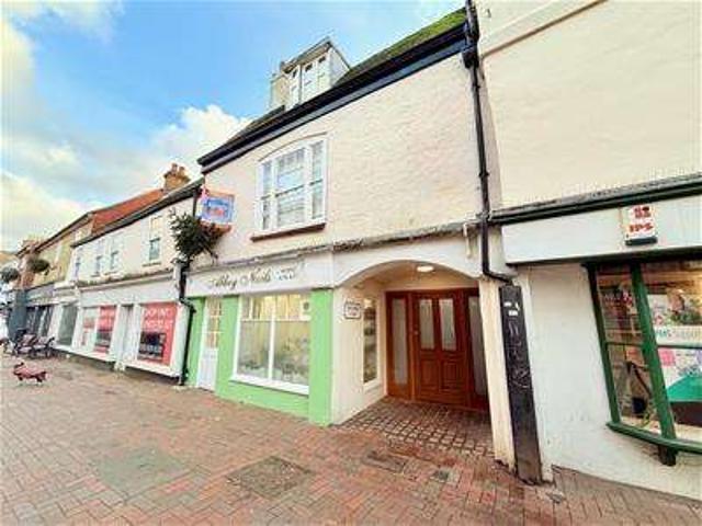 1 Bedroom Flat