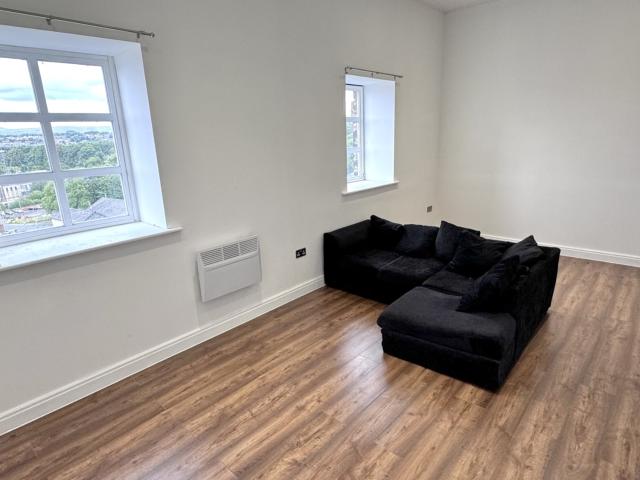 1 bedroom Flat