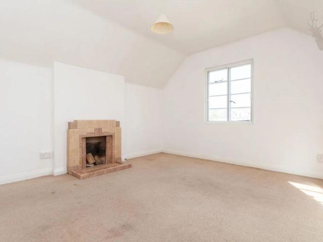 1 Bedroom Flat