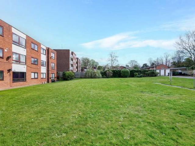 1 Bedroom Flat