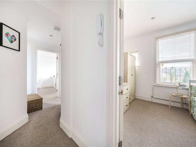 1 Bedroom Flat