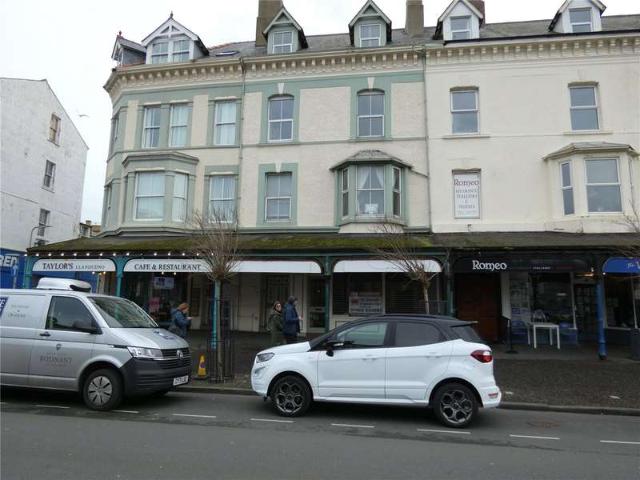 1 Bedroom Flat