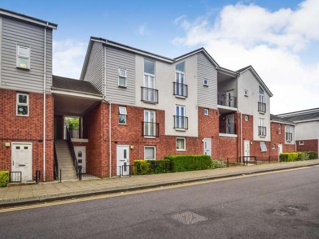 1 Bedroom Flat