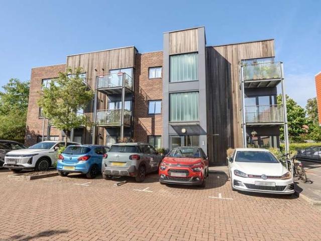 1 Bedroom Flat