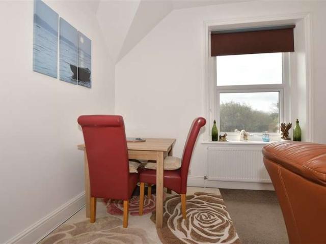 1 Bedroom Flat