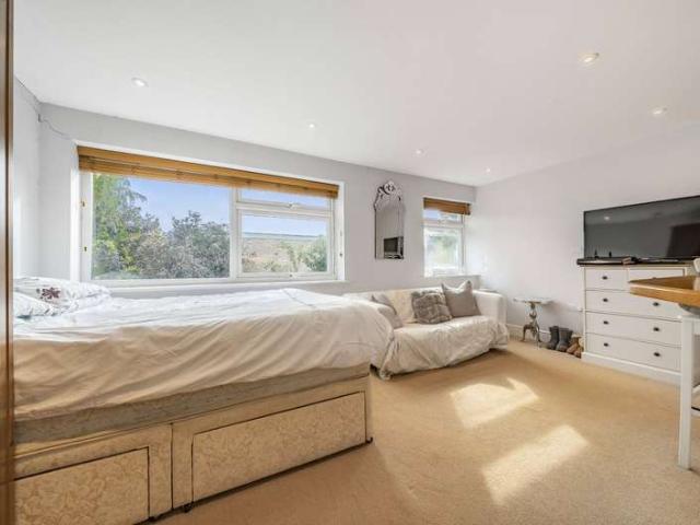 1 Bedroom Flat