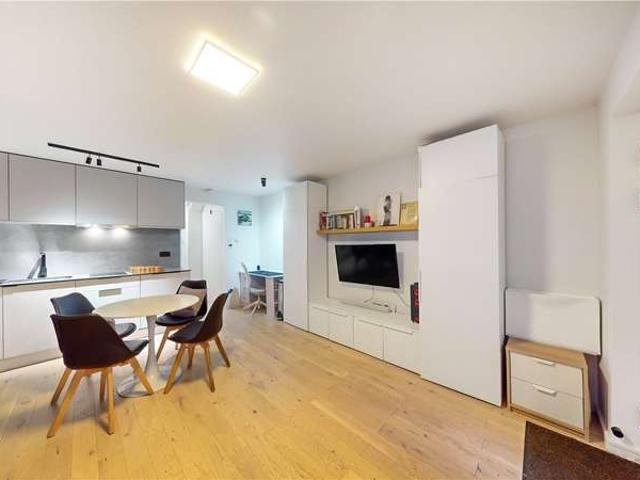 1 Bedroom Flat