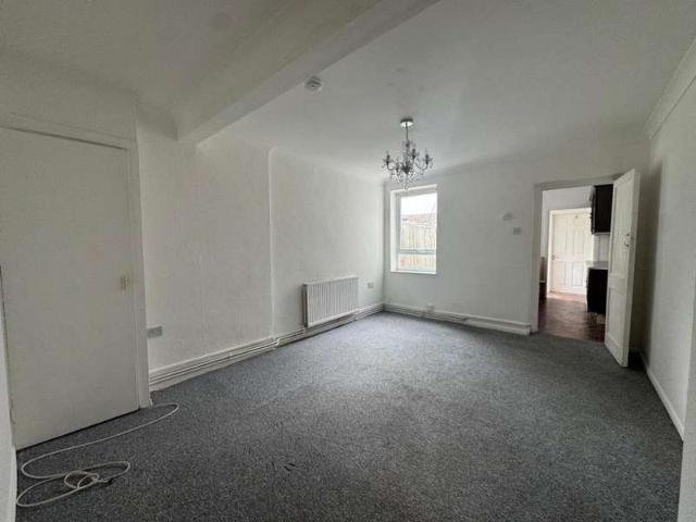 1 Bedroom Flat