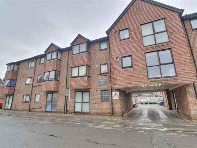 1 Bedroom Flat