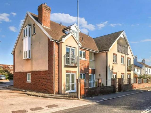 1 Bedroom Flat