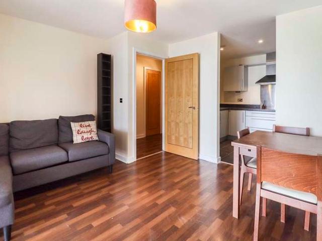 1 Bedroom Flat