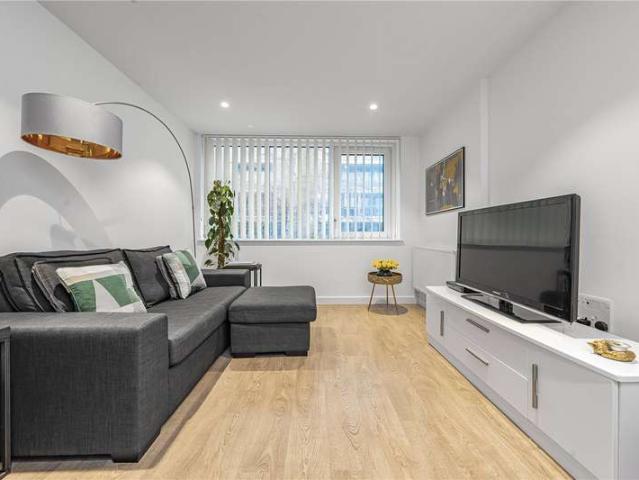 1 Bedroom Flat
