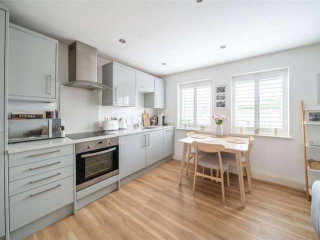 1 Bedroom Flat