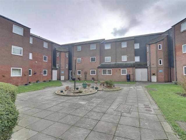 1 Bedroom Flat