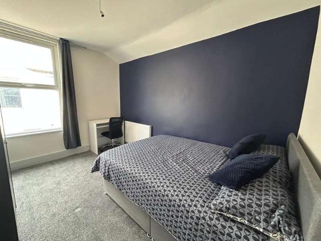1 Bedroom Flat
